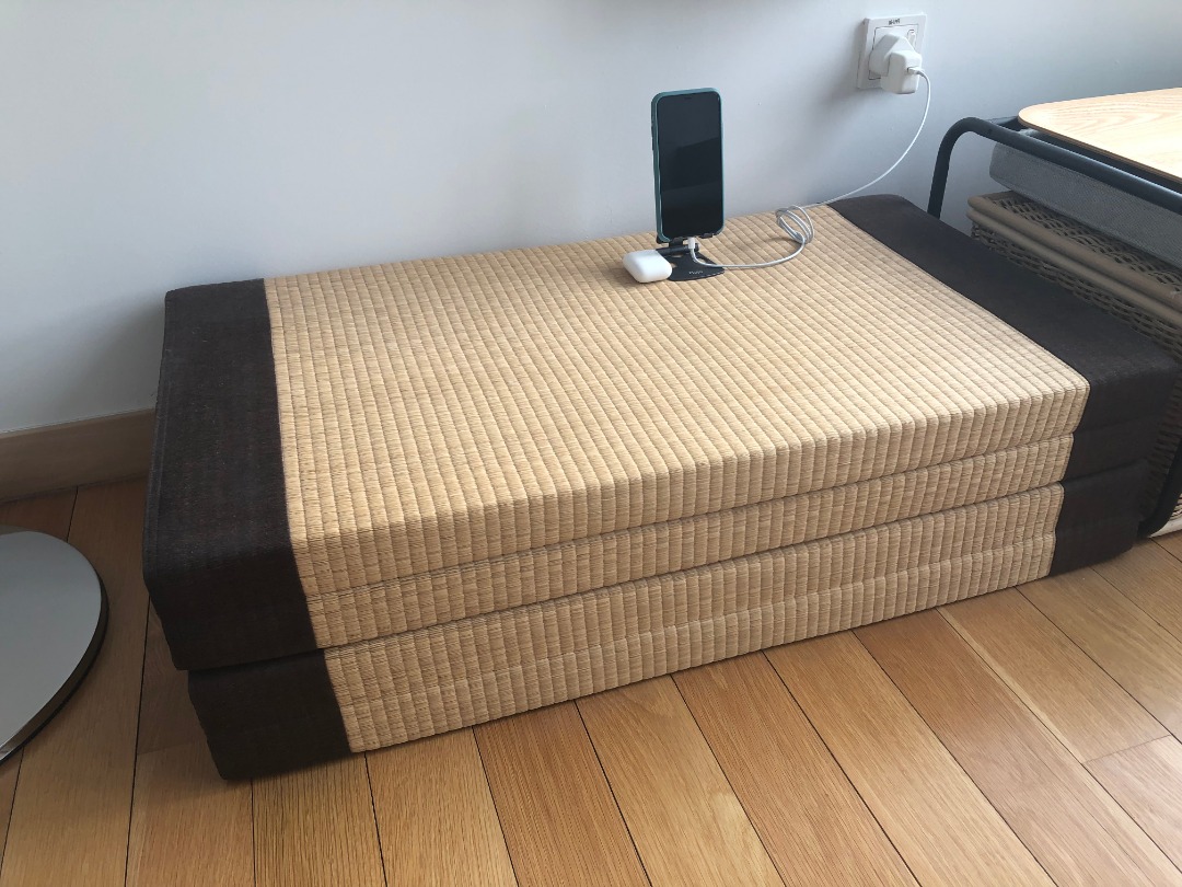 Tatami Luxury 4 Fold (50m), Furniture & Home Living, Home Decor ...