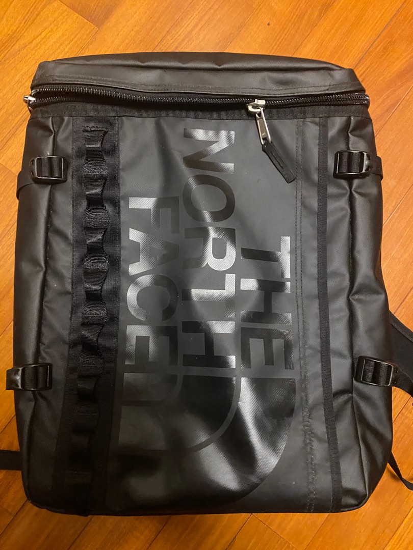 The North Face TNF base camp fuse box BC backpack, 男裝, 袋, 背包 - Carousell
