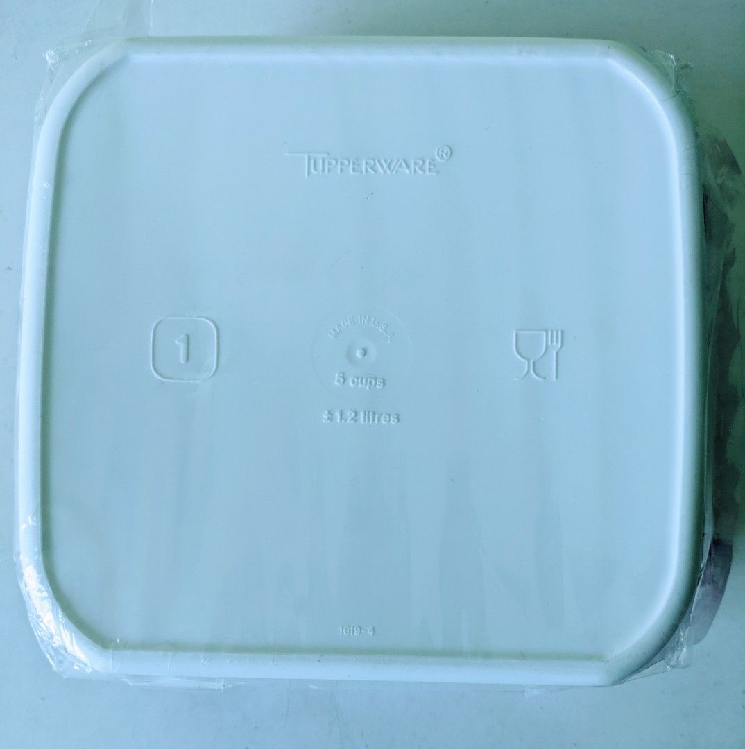 Tupperware Large Lunch Box 1.2L Pink, Furniture & Home Living ...