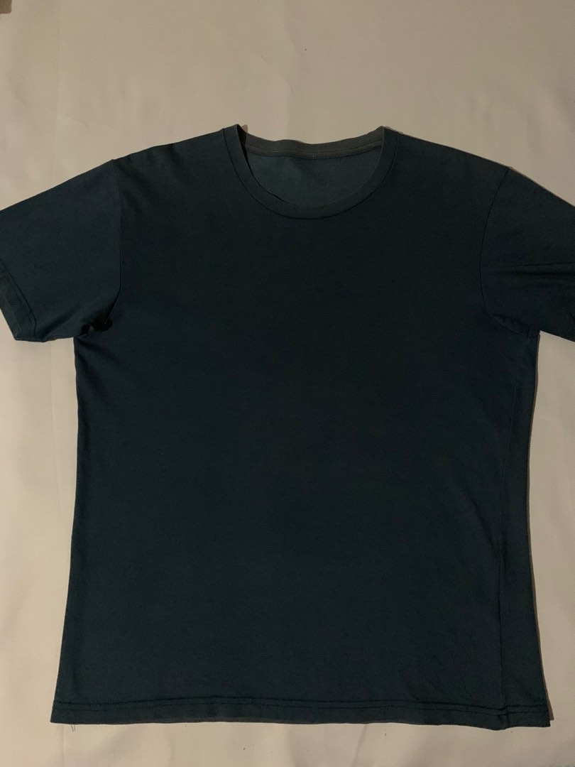 Uniqlo Dry Crew neck on Carousell
