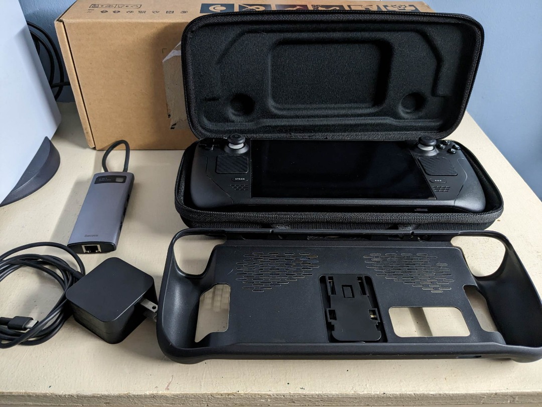 Valve Steam Deck / SteamDeck 64GB with Dock and Stand Case, Video ...