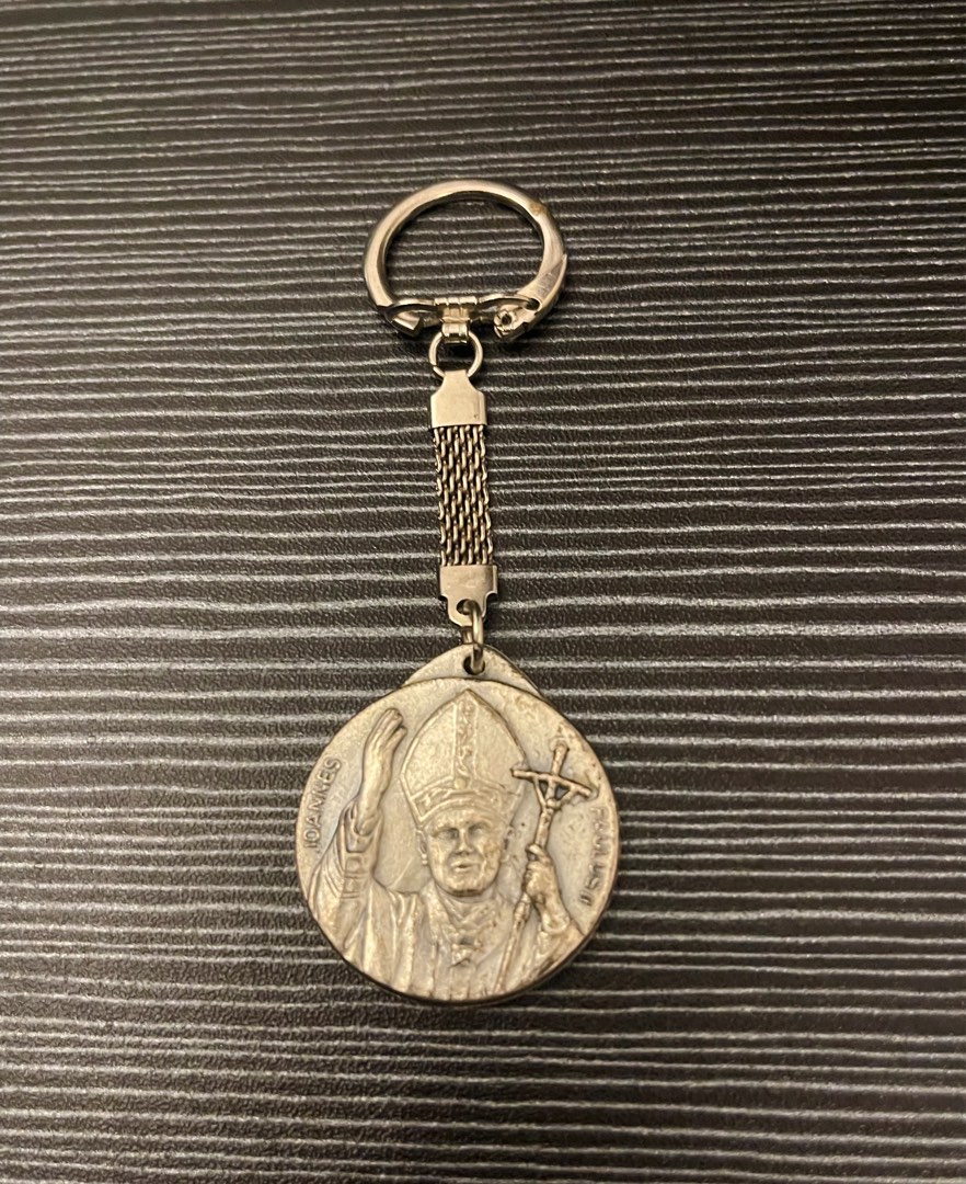 Vintage Keychain Roma Italy, Hobbies & Toys, Collectibles & Memorabilia ...