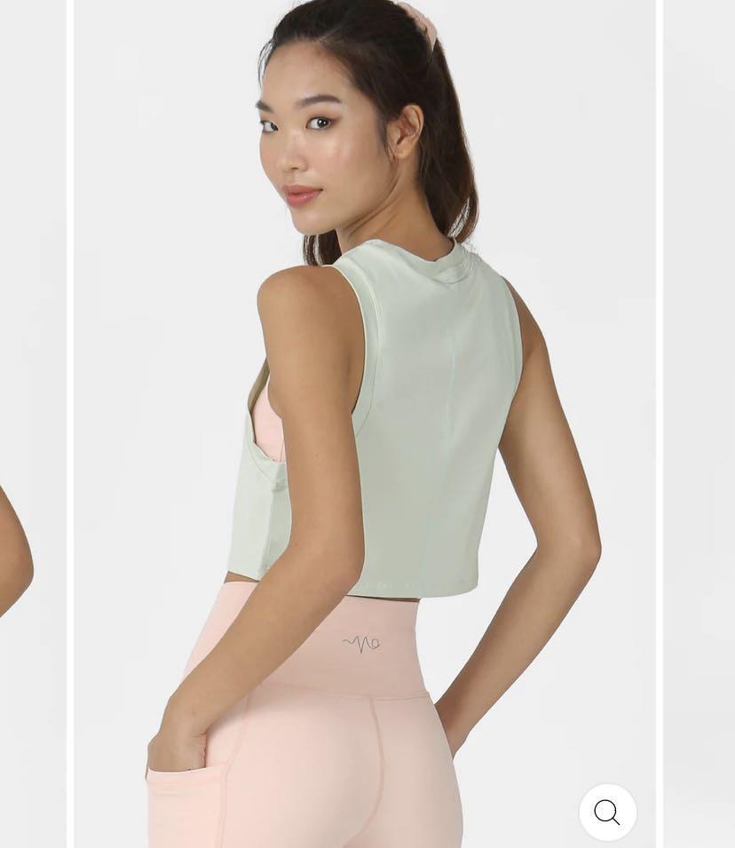 Vivre moxie tank, Women's Fashion, Activewear on Carousell