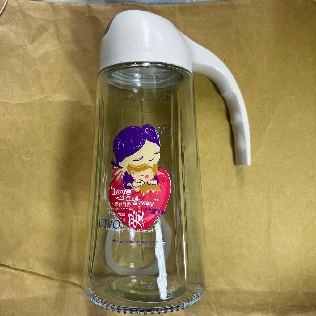 限量版 DIVO Little Angel: Annie 油壼 630ml 連白色紙盒, 家庭電器, 廚房電器, 其他廚具 - Carousell