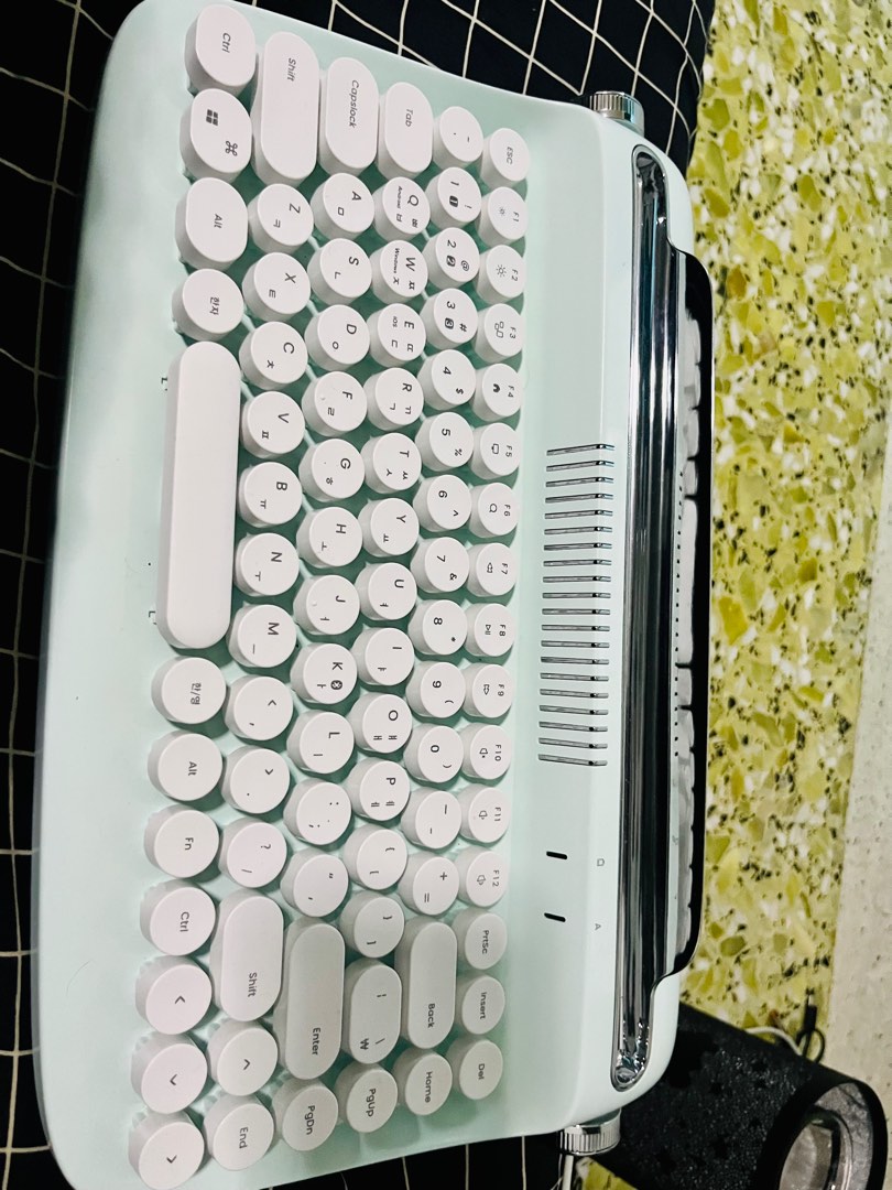 Accto Bluetooth Keyboard, Computers & Tech, Parts & Accessories ...