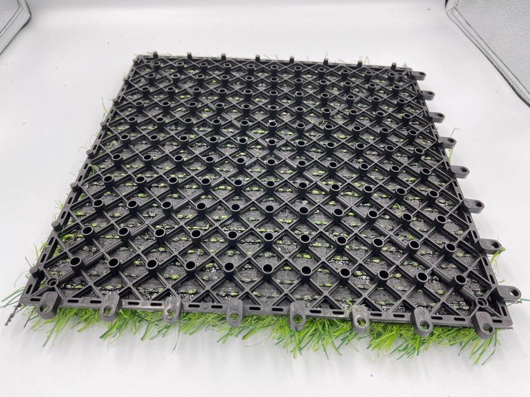 Artificial grass interlocking tiles size 30x30cm, Furniture & Home ...