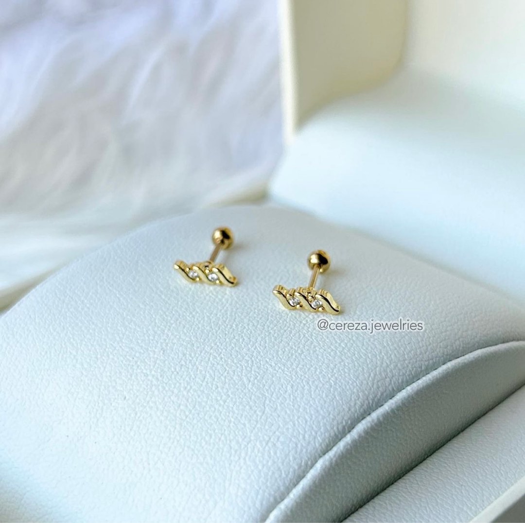 Ball screw lock earrings, Women's Fashion, Jewelry & Organizers ...