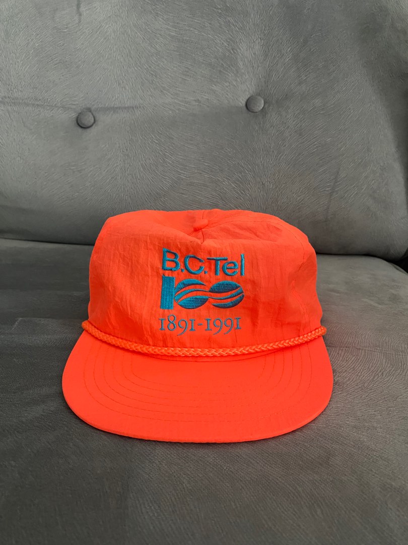 BC Tel hat/ topi bahan vintage, Fesyen Pria, Aksesoris, Topi di Carousell