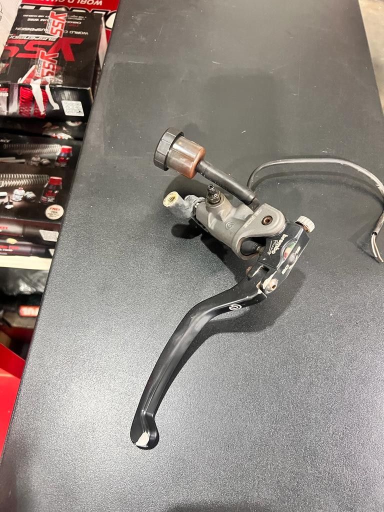 Brembo brake master pump RCS19 ORIGINAL, Motorcycles, Motorcycle ...