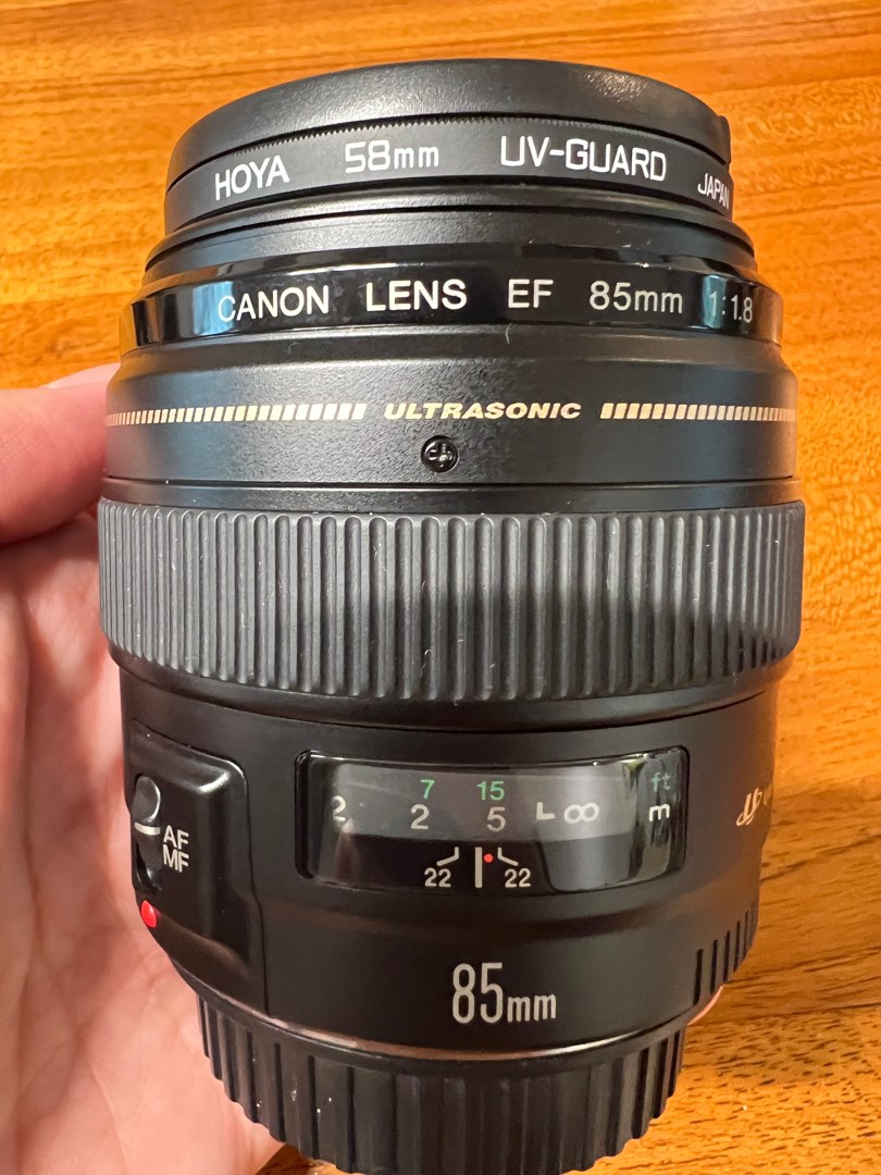 Canon EF 85mm f1.8 USM len, Photography, Lens & Kits on Carousell