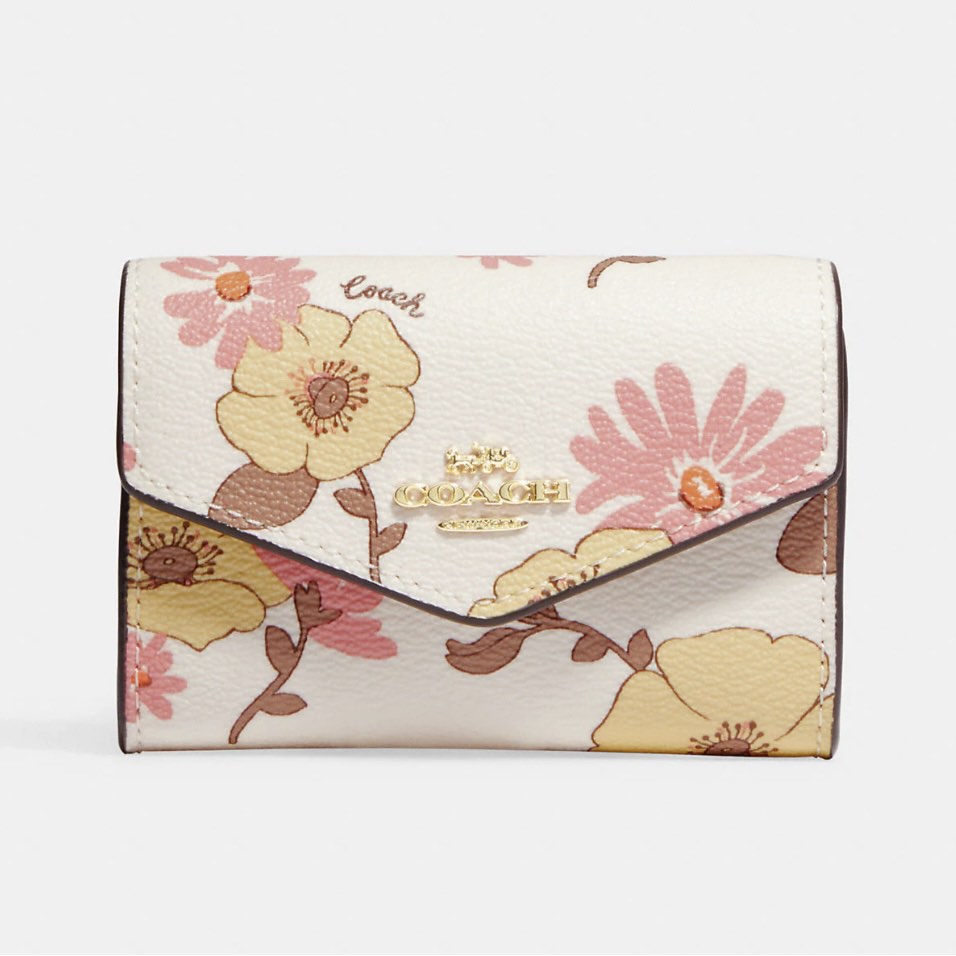COACH Flap Card Case With Floral Cluster Print on Carousell