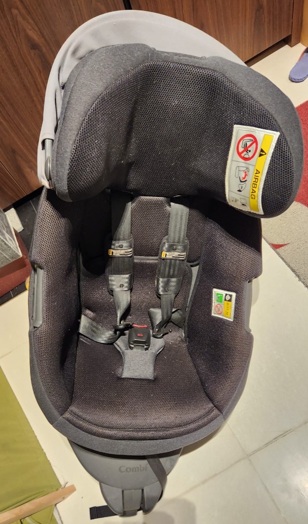 Combi S Isofix Eggshock Car Seat, Babies & Kids, Going Out, Car Seats on Carousell