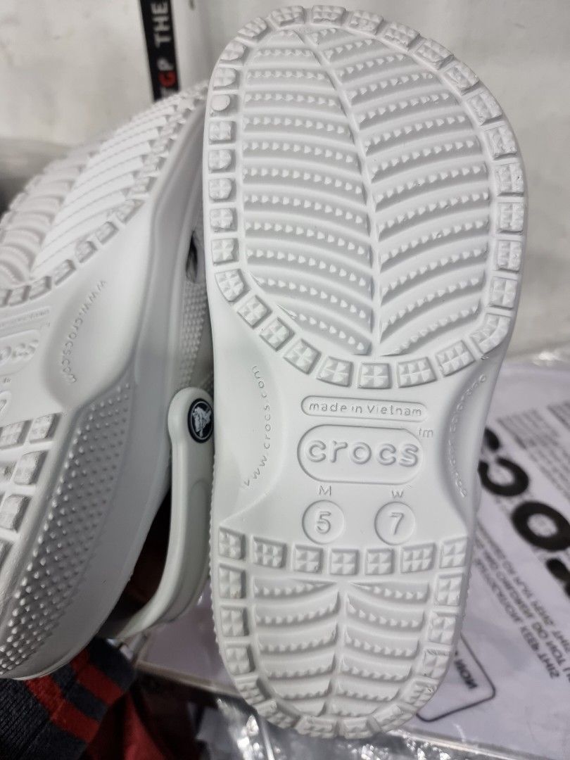 CROCS ATMOSPHERE CLOG m5/m6/m8/m9, Men's Fashion, Footwear, Casual ...