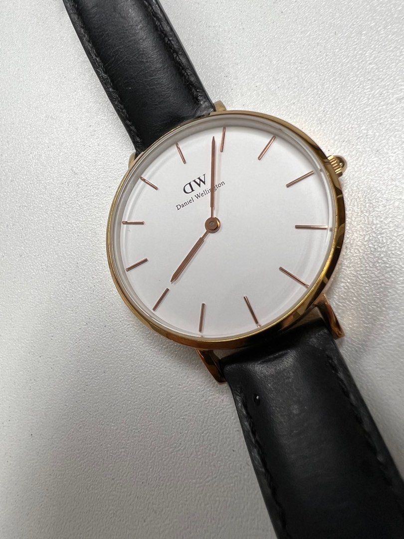 Daniel Wellington Watch, Women's Fashion, Watches & Accessories ...