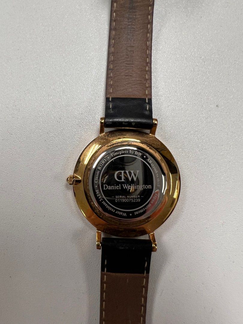 Daniel Wellington Watch, Women's Fashion, Watches & Accessories ...