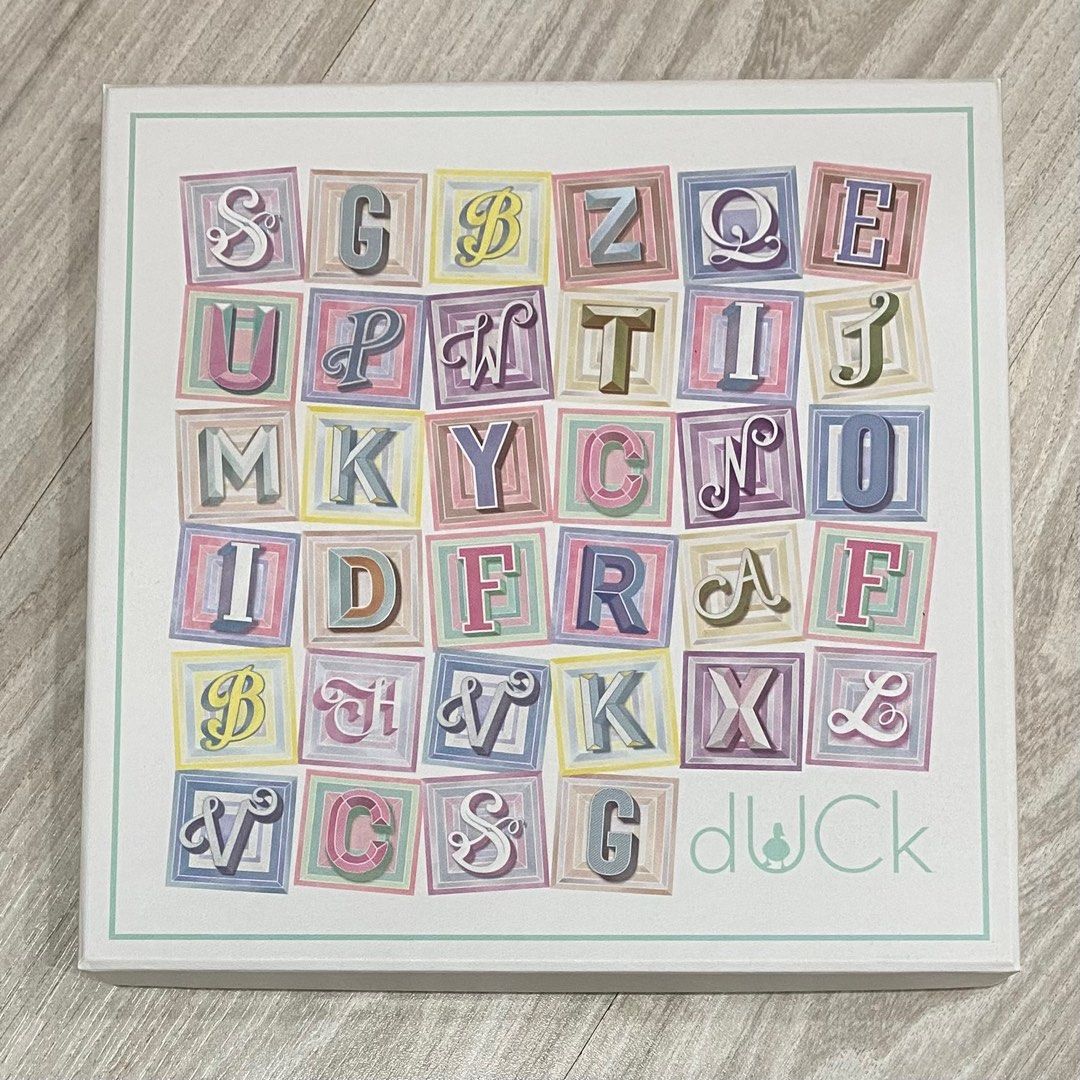 Duck Boxes Original Basic and LE, Women's Fashion, Muslimah Fashion ...