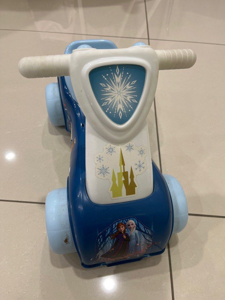 Elsa Car Ride On / Frozen Car, Hobbies & Toys, Toys & Games on Carousell