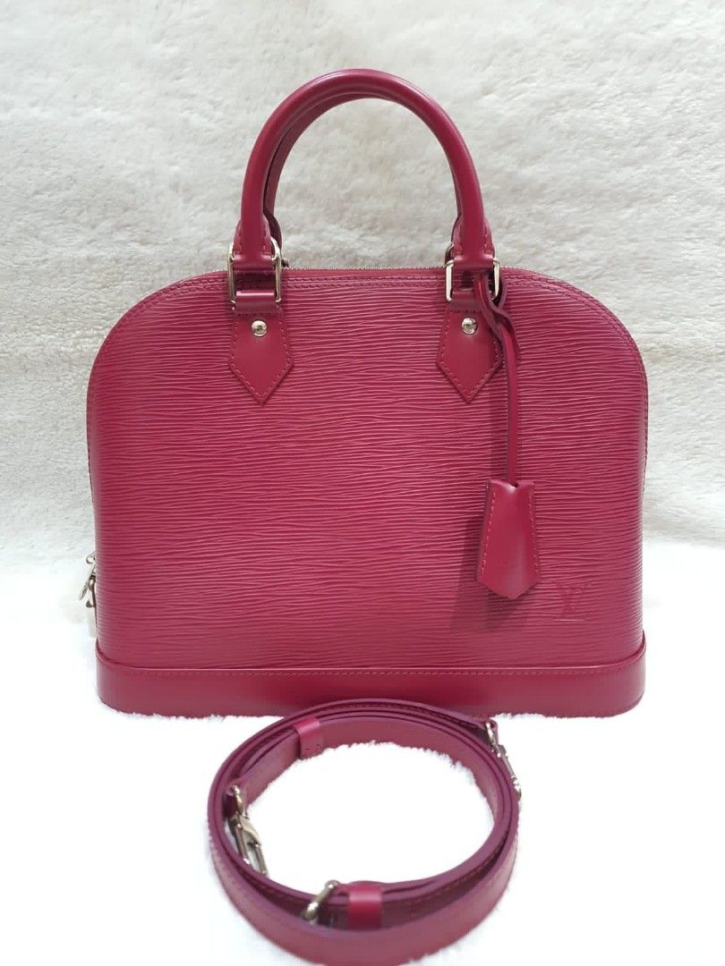Fast Sale VGC LV Alma PM Epi Red Shw 2013 With strap, padlock, key ...