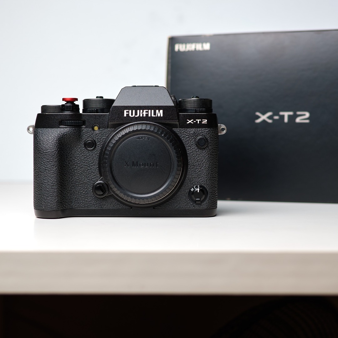 Fujifilm X-T2 camera xt2 body mirrorless on Carousell