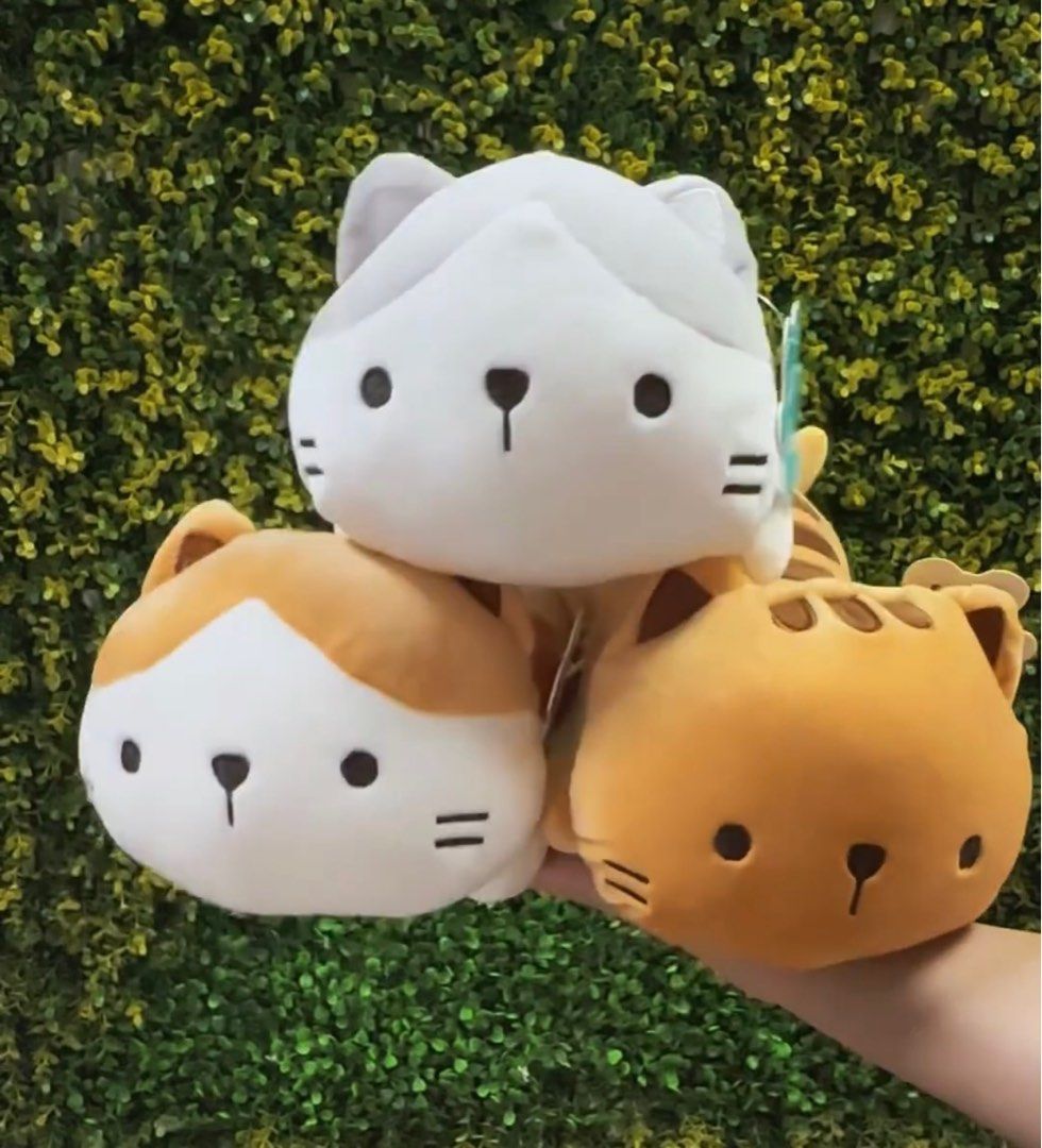 Fun Claw Cat Plushie Kitty Soft Toy Meow, Hobbies & Toys, Toys & Games ...