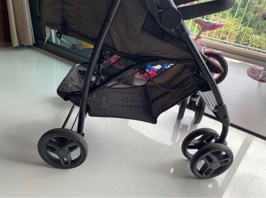 Graco pram, Babies & Kids, Going Out, Strollers on Carousell