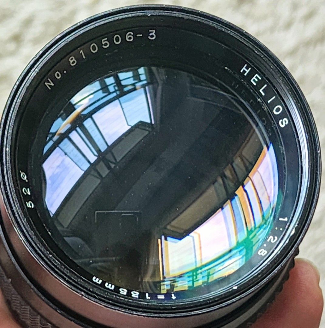 Helios 135mm F/2.8 M42 Manual Lens, Photography, Lens & Kits on Carousell