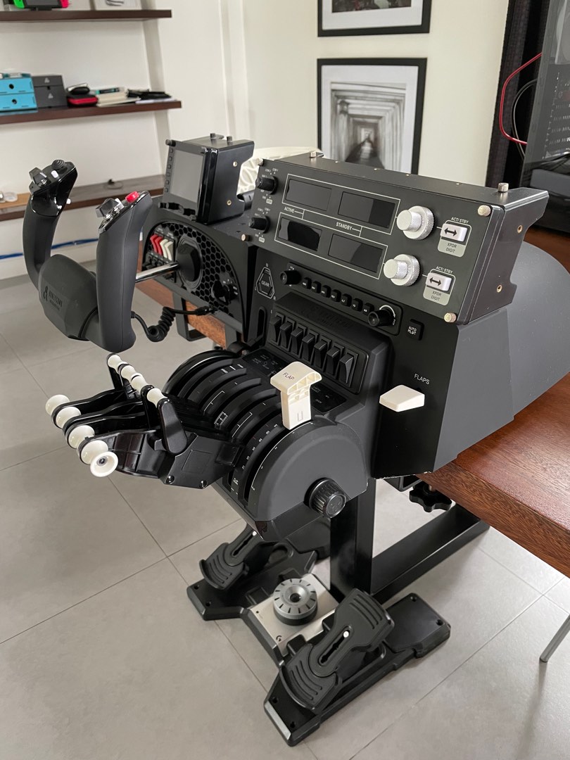 Honeycomb and Logitech Flight Simulator Hardware, Special Vehicles ...