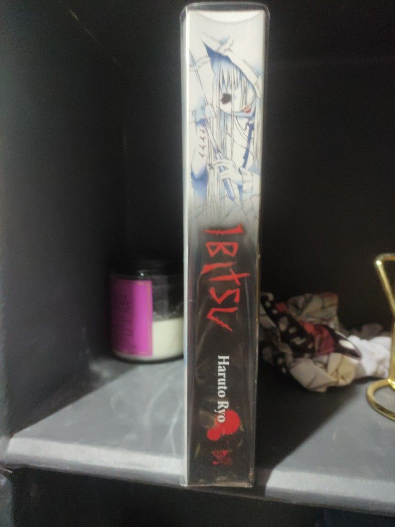 Ibitsu by Haruto Ryo (ONESHOT COMPLETE MANGA) (YEN PRESS), Hobbies ...