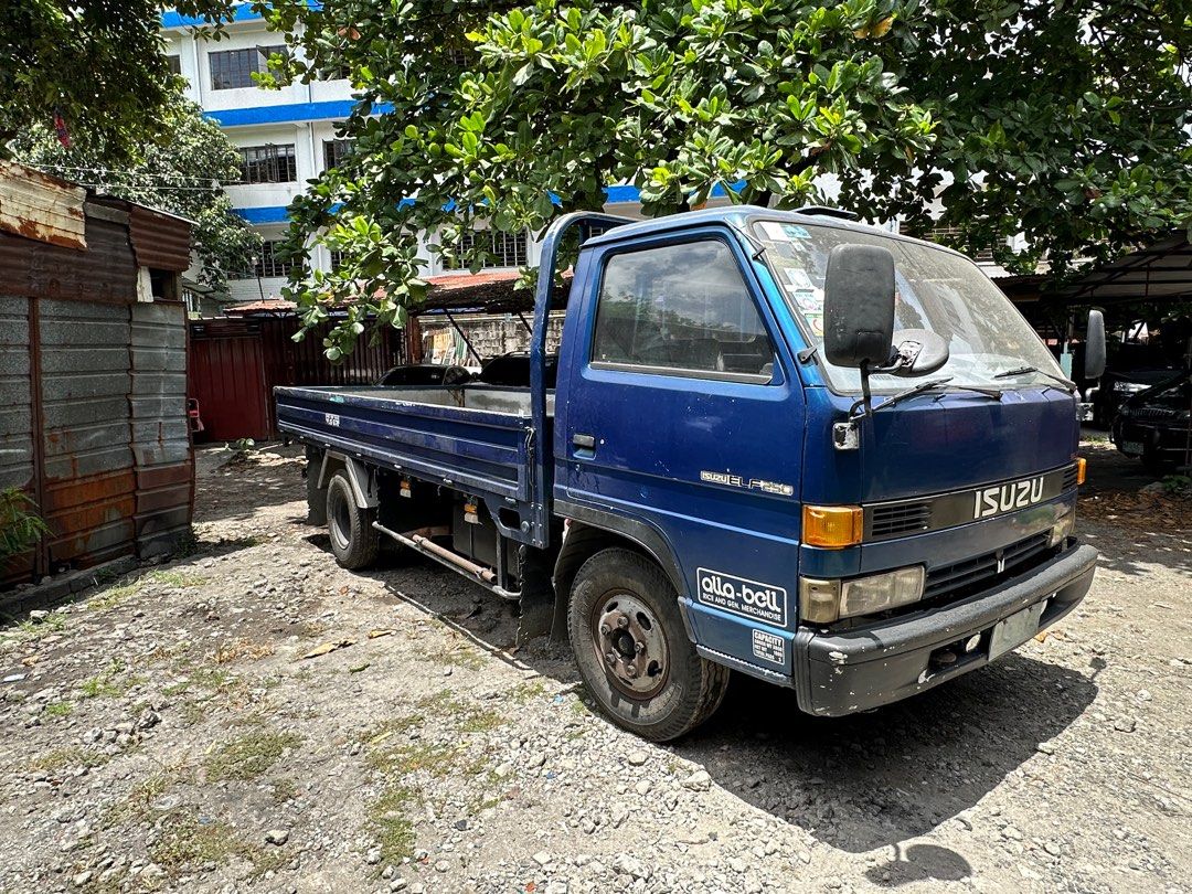 Isuzu Dropside 4FH1 on Carousell