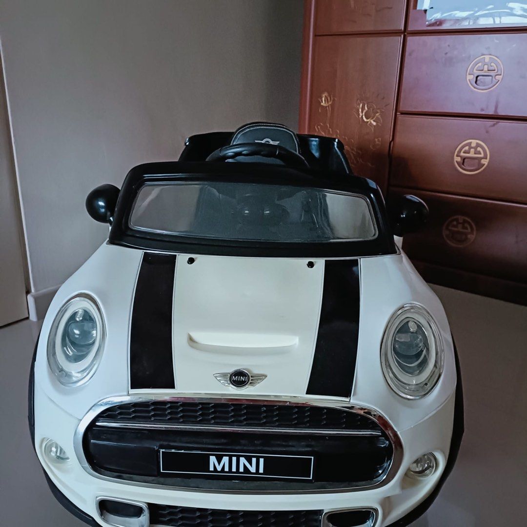Kids ride on - Mini Cooper, Hobbies & Toys, Toys & Games on Carousell