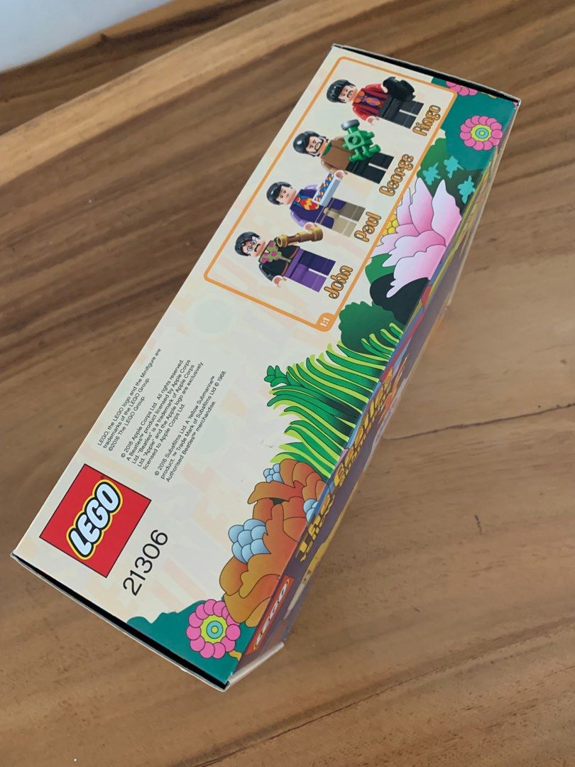LEGO 21306 The Beetles Yellow Submarine, Hobbies & Toys, Toys & Games ...