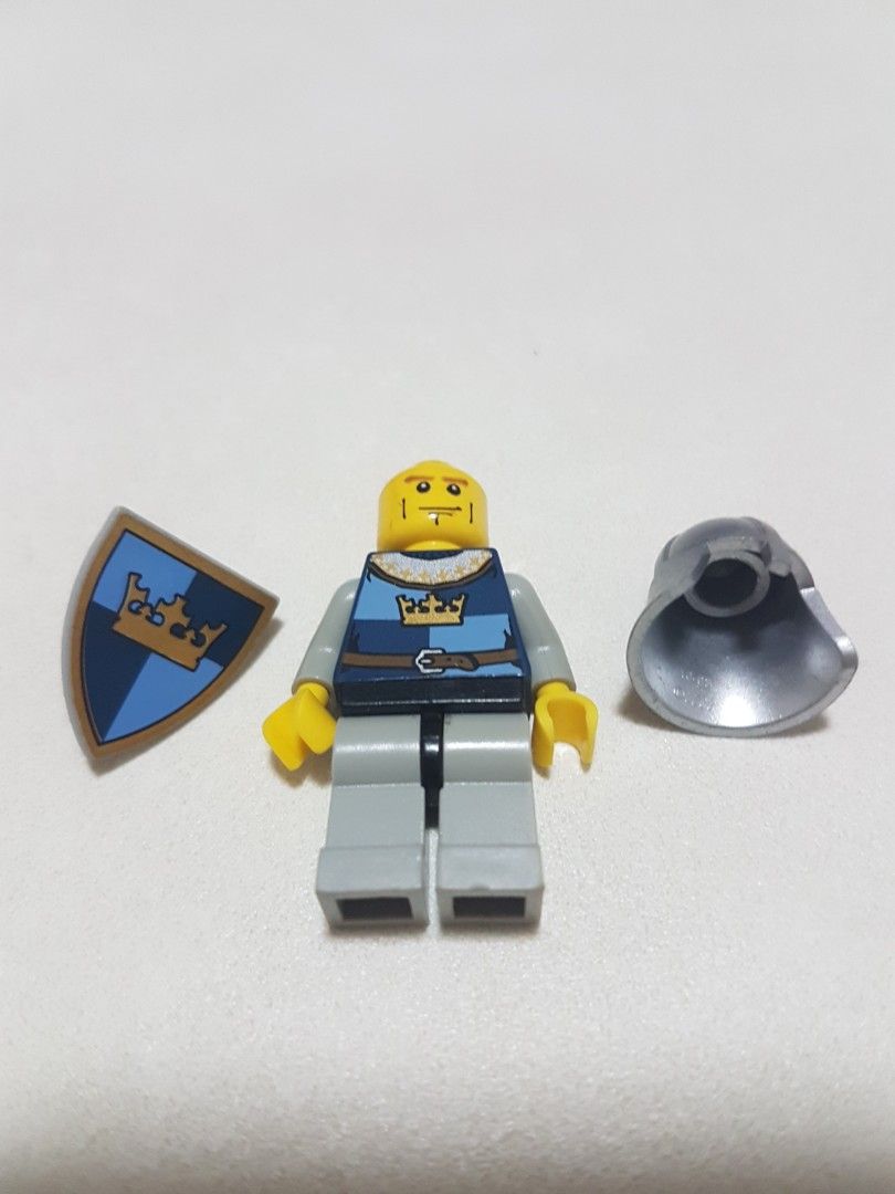 Lego Crown Knight Minifigure, Hobbies & Toys, Toys & Games on Carousell