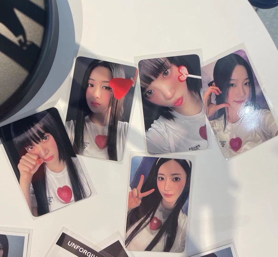 Lesserafim Ktown4u Lucky Draw Album, Hobbies & Toys, Music & Media, CDs ...