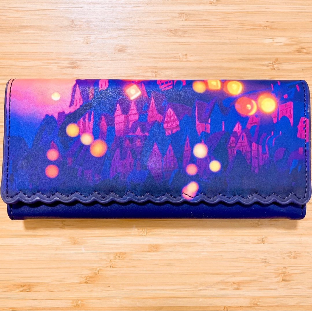Limited Edition USA Disney x Loungefly Rapunzel Tangled Lantern Wallet ...