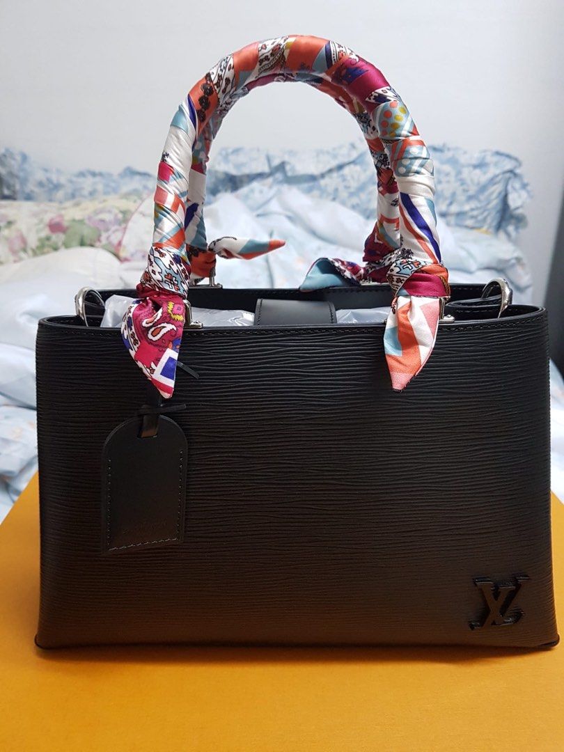Louis Vuitton model number M51334, Luxury, Bags & Wallets on Carousell