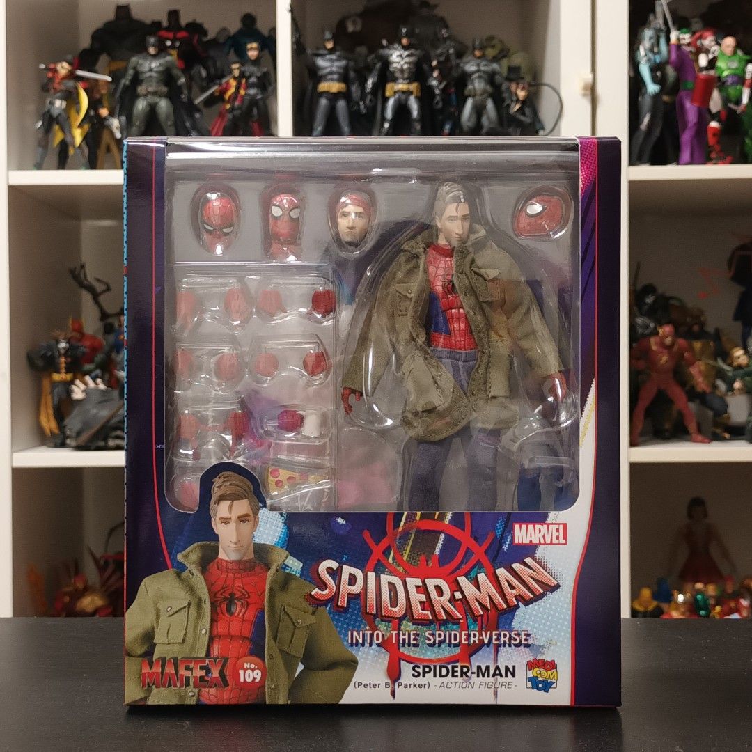 Mafex Peter B. Parker, Spider-man: Into The Spider-verse, Hobbies