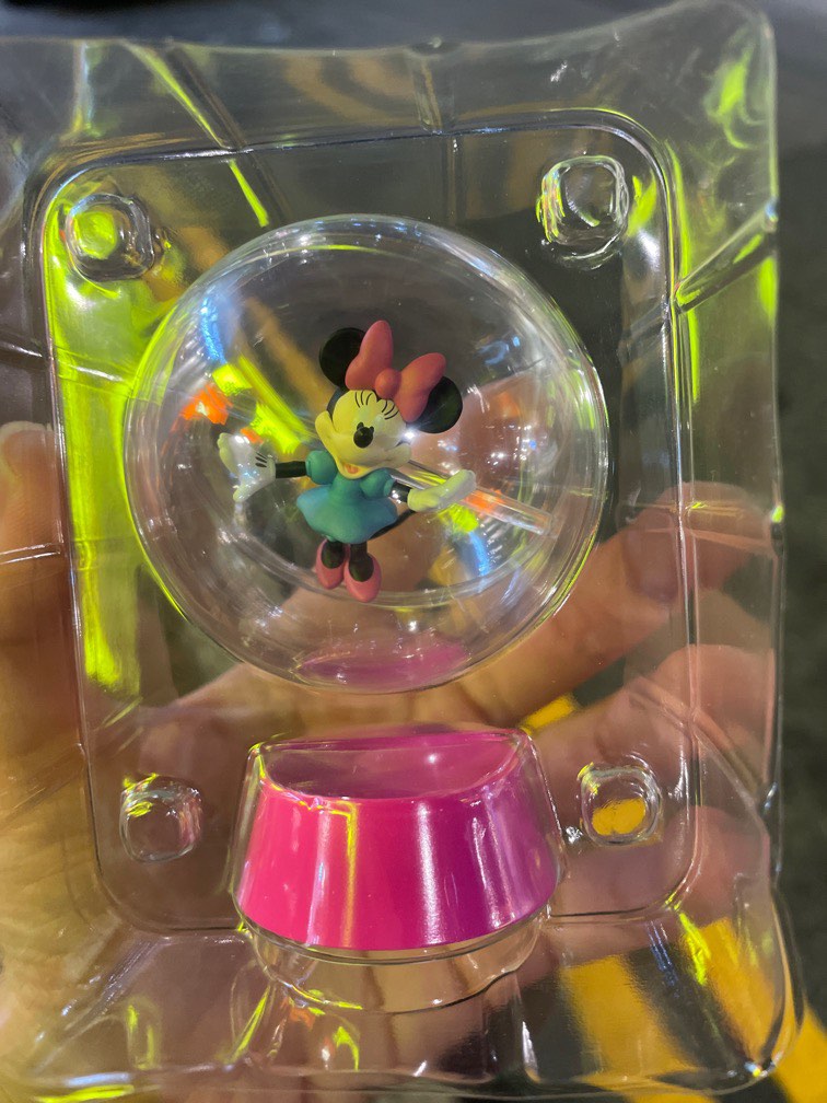 Minnie Mouse 米妮玩具盲盒 Rolling Capsule, 興趣及遊戲, 玩具 & 遊戲類 - Carousell