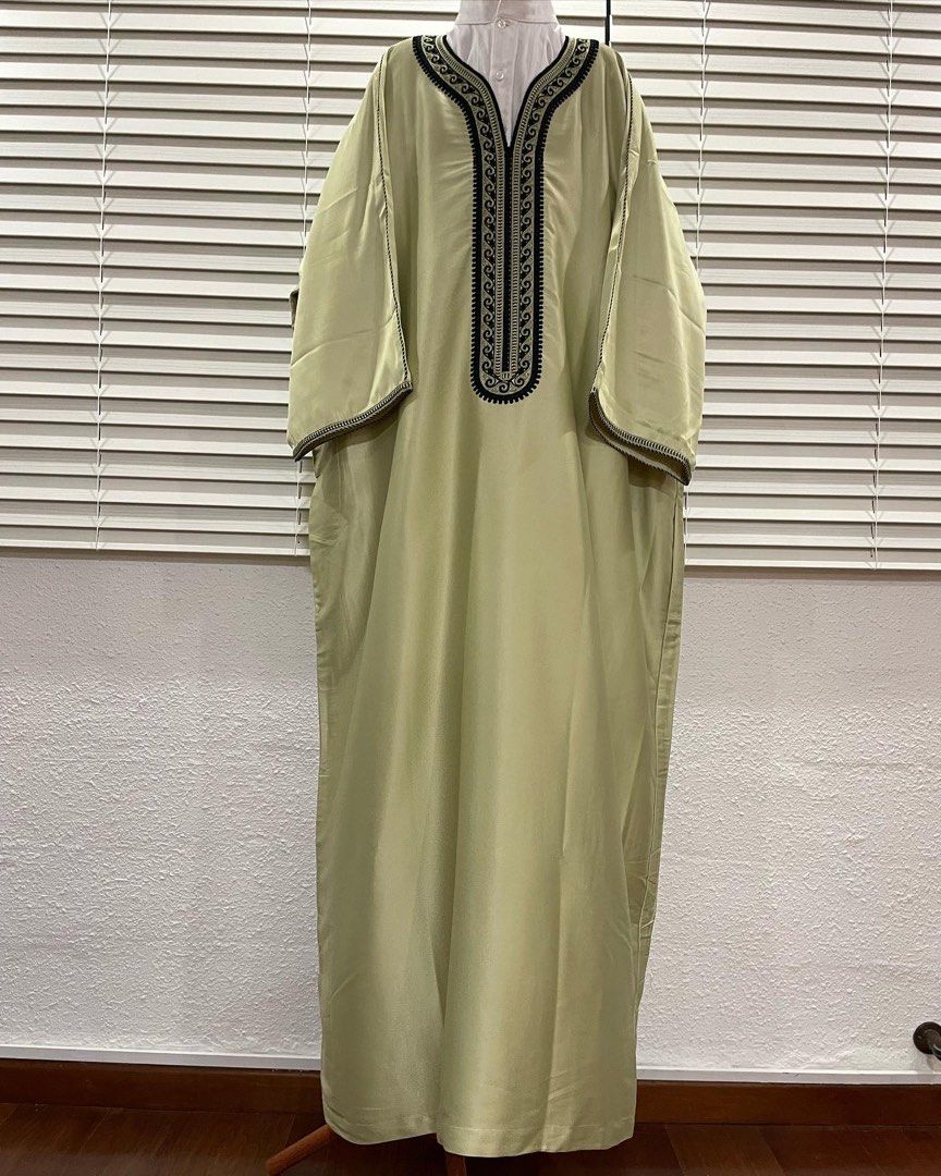 moroccan juba for men, Men's Fashion, Muslim Wear, Jubahs on Carousell