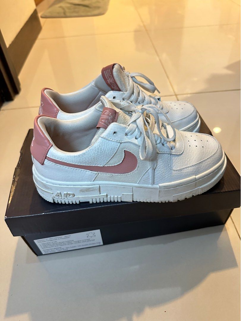 Nike AF 1 Air Force 1 pixel white pink authentic, Fesyen Pria, Sepatu , Sneakers di Carousell