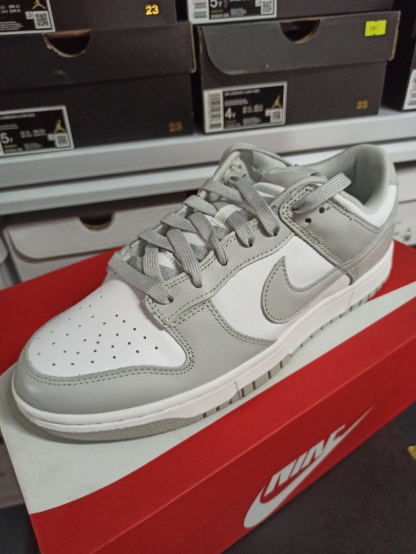 Nike dunk, Men's Fashion, Footwear, Sneakers on Carousell