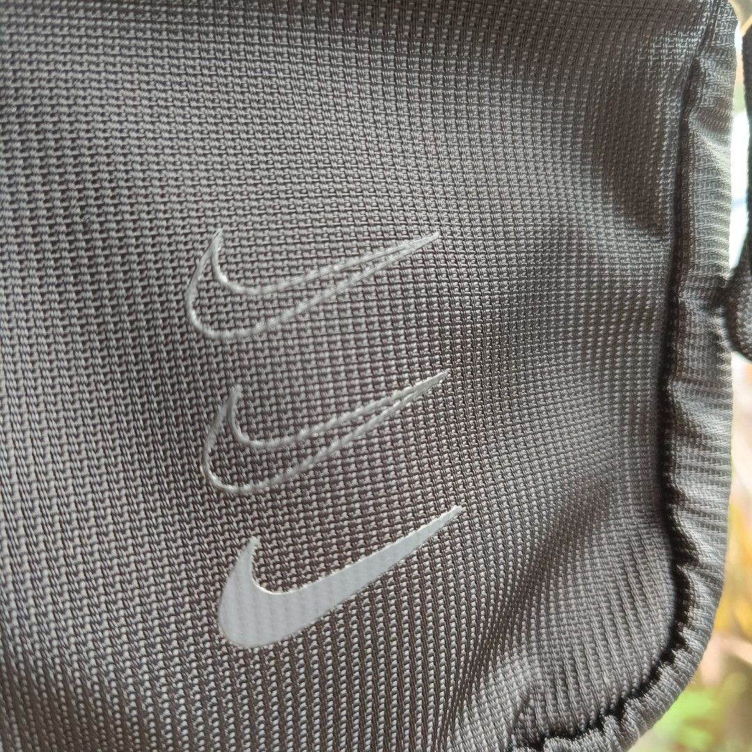 Nike essentials hip pack 1L, Men's Fashion, Bags, Sling Bags on Carousell