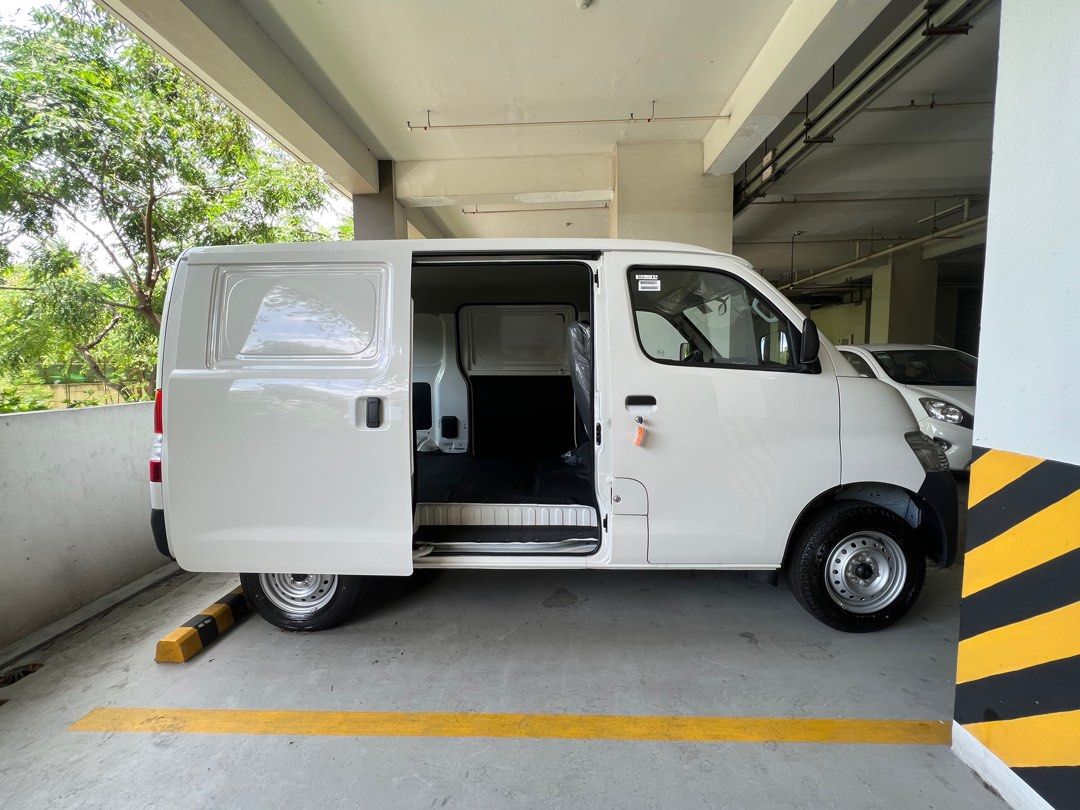 Panel Van LiteAce 1.5 Toyota Manual on Carousell