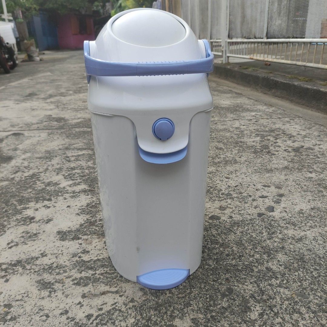 Pigeon Diaper Bin, Babies & Kids, Infant Playtime on Carousell