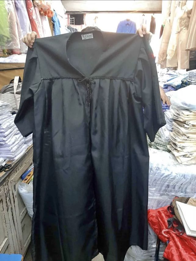 Plain Black Toga (Rent/Sale), Women's Fashion, Coats, Jackets and ...