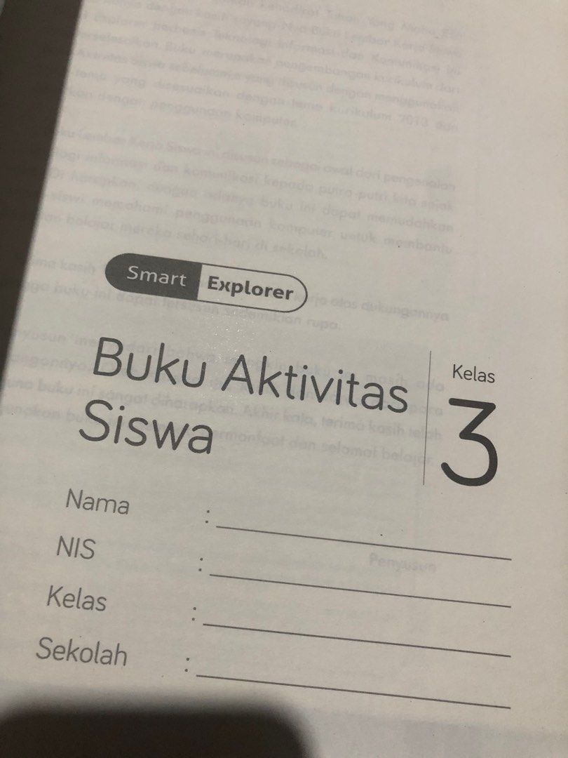 Preloved SMART EXPLORER 3rd Grade, Buku & Alat Tulis, Buku Pelajaran di Carousell