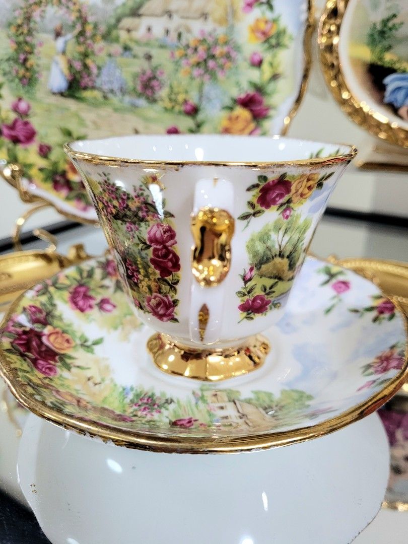 RARE Royal Albert duo, Hobbies & Toys, Memorabilia & Collectibles ...