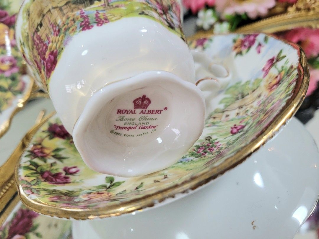 RARE Royal Albert duo, Hobbies & Toys, Memorabilia & Collectibles ...