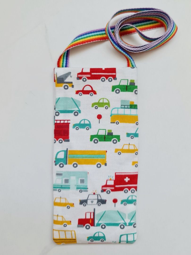 Reversible Hickman Line Pouch [Traffic Jam], Health & Nutrition ...