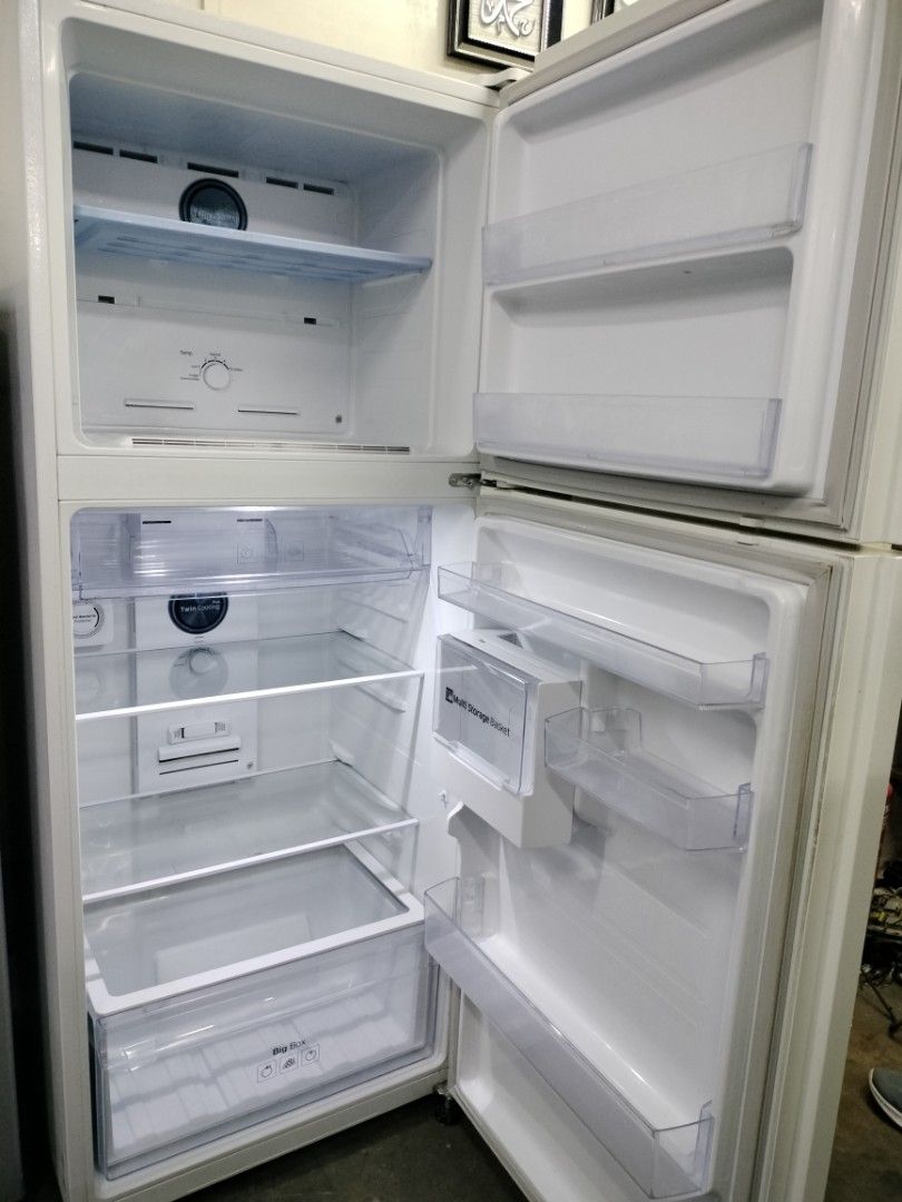 Samsung digital inverter refrigerator, TV & Home Appliances, Kitchen ...