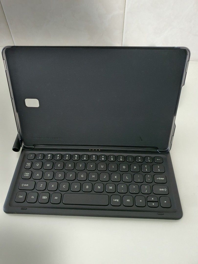 SAMSUNG Galaxy Tab S4 keyboard cover, Computers & Tech, Laptops ...